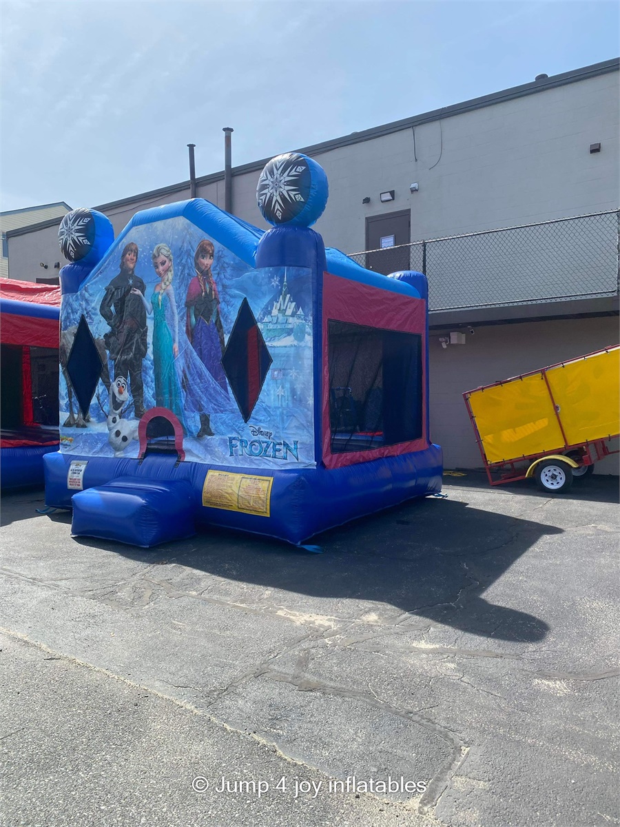 Frozen Bounce House - Hire in Rhode Island and Massachusetts | Jump 4 ...